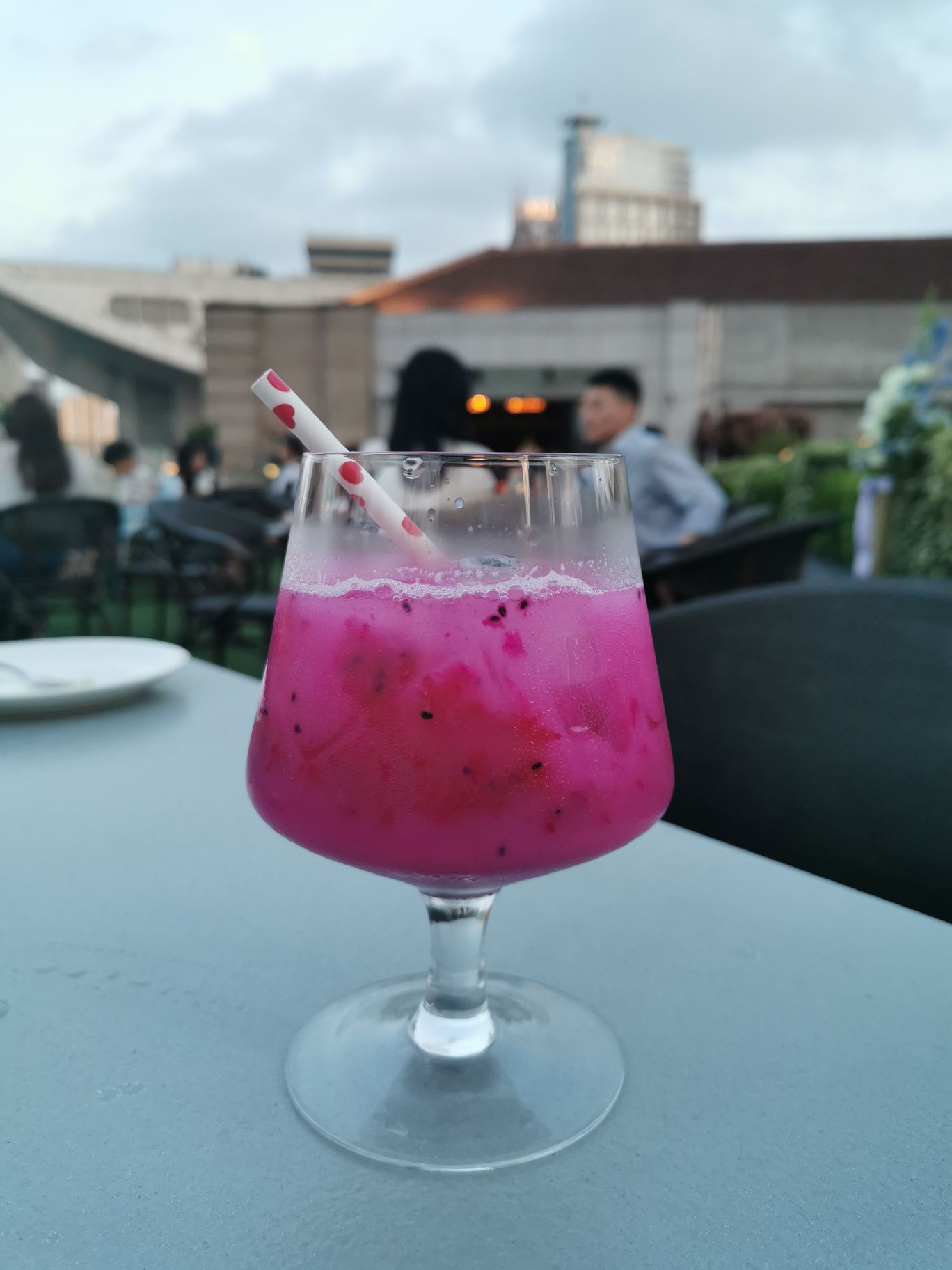 上海ROOF 325 RESTAURANT&BAR攻略,ROOF 325 RESTAURANT&BAR特色菜推荐/菜单/人均消费/电话/地址 ...