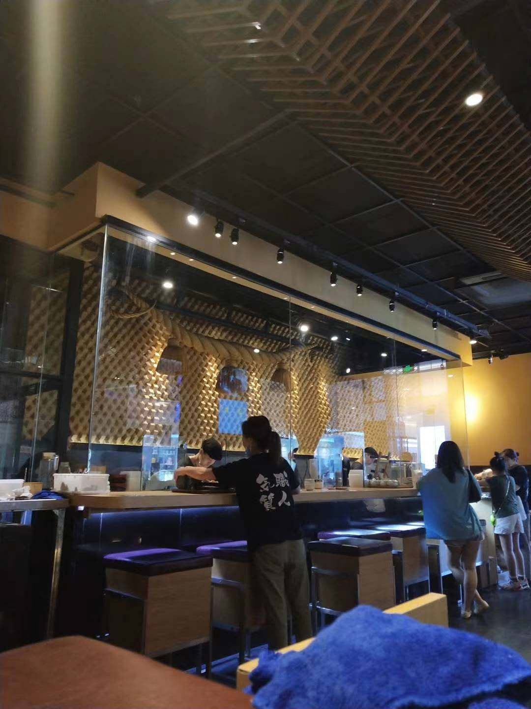 上海Maki House寿司(晶品店)攻略,Maki House寿司(晶品店)特色菜推荐/菜单/人均消费/电话/地址/菜系/点评/营业时间【携程美食】