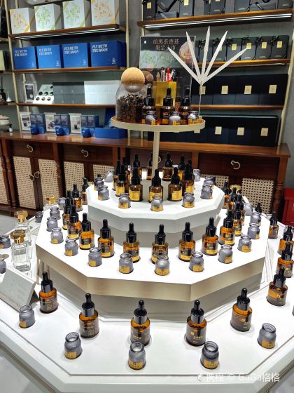 杭州杭州湖滨银泰in77购物攻略,杭州湖滨银泰in77物中心/地址/电话/营业时间【携程攻略】