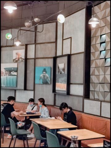 上海Wagas沃歌斯(环球港店)攻略,Wagas沃歌斯(环球港店)特色菜推荐/菜单/人均消费/电话/地址/菜系/点评/营业时间【携程美食】