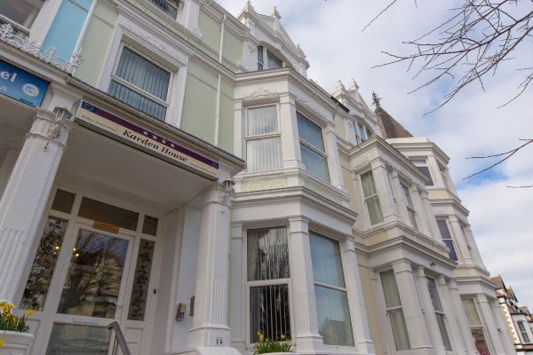 卡登之家酒店(Karden House)预订价格,联系电话位置地址【携程酒店】