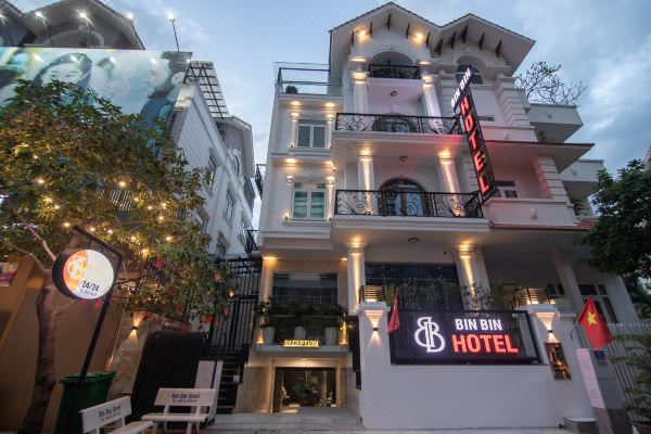 滨滨酒店8号-近日出城第七区(Bin Bin Hotel 8 - Near Sunrise City)预订价格,联系电话位置地址【携程酒店】