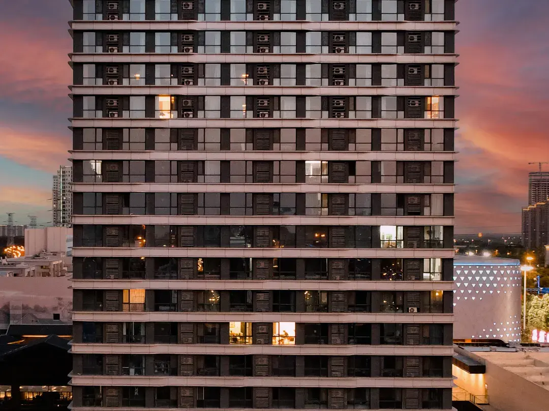 Jining Wuyue Plaza Sports Center Madison Hotel - Jining