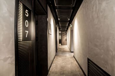 Vans Fanshi Art Hotel (Dalian Zhongshan Plaza store) in Dalian City ...