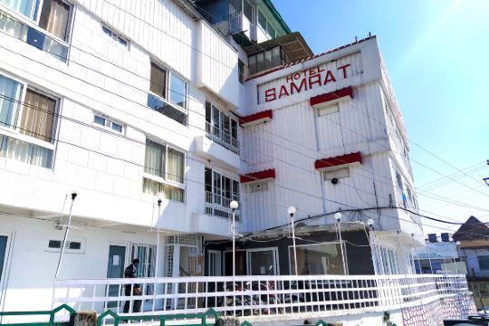 萨马特酒店(Hotel Samrat)预订价格,联系电话位置地址【携程酒店】