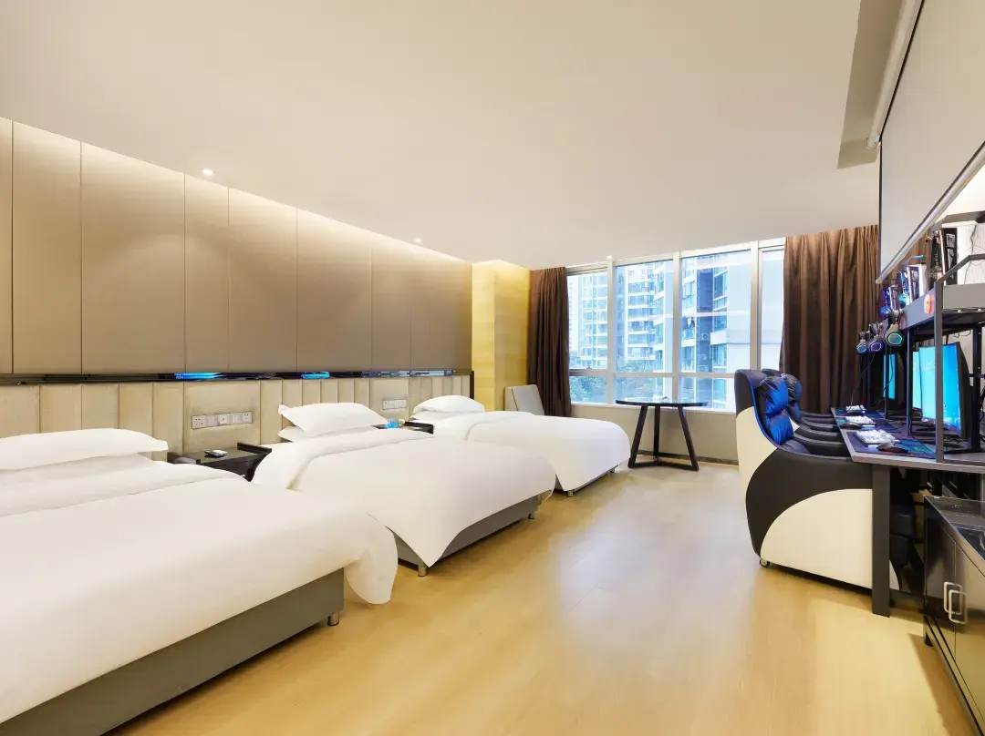 Shiyi Electric Sports Hotel - Chengdu