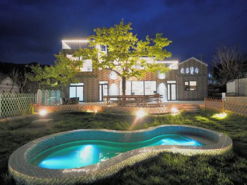 Beijing Yeluyin Cidihuakai Hot Spring Homestay - Beijing