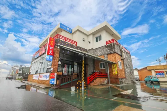Gangneung C And Blue Pension - Gangneung-si