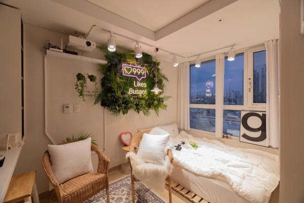 #15 New!!High-Rise Cozy N Home Cinema+Sub 2 Min预订价格,联系电话位置地址【携程酒店】