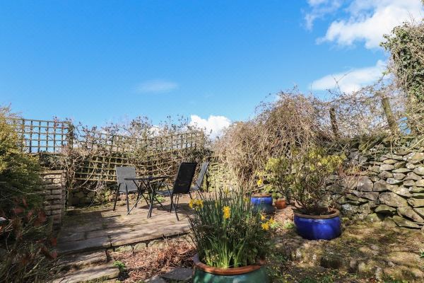 蜂巢小屋酒店(Beehive Cottage)预订价格,联系电话位置地址【携程酒店】