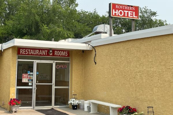 Rosthern酒店(Rosthern Hotel)预订价格,联系电话位置地址【携程酒店】