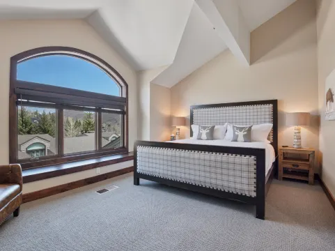 Dv Mountain Retreat | Bbq Grill, Private Hot Tub | Walk To Main Street | 5 Minutes To Ski Resort - Park City, UT