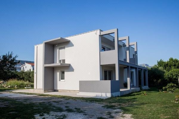 Enelani Apartments预订价格,联系电话位置地址【携程酒店】