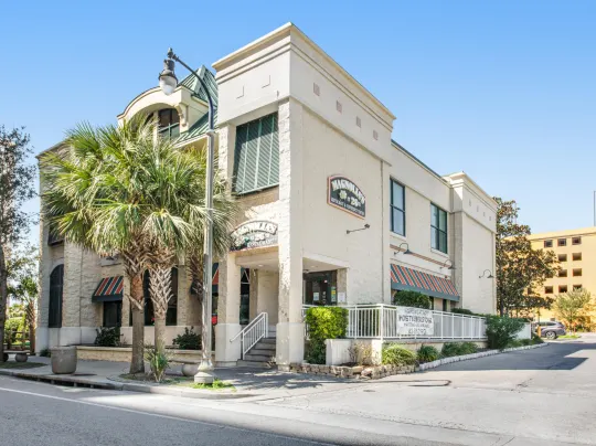 Carolinian Beach Resort 1004 - Myrtle Beach, SC