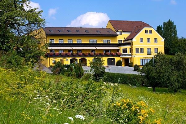 斯蒂克酒店(Hotel Stich)预订价格,联系电话位置地址【携程酒店】