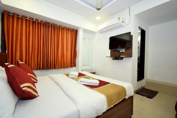 阿努潘帕迪酒店(Hotel Anupam-Paldi)预订价格,联系电话位置地址【携程酒店】