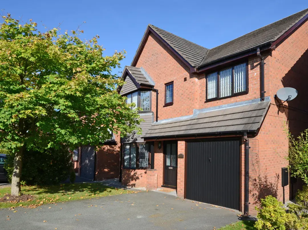 Ideal For Alton Towers, Staffordshire And The Peak District - Stoke-on-Trent