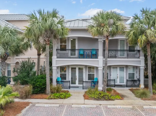 Modern Kitchen And Balconies For Relaxation - Stylish Beach Haven - Miramar Beach, FL