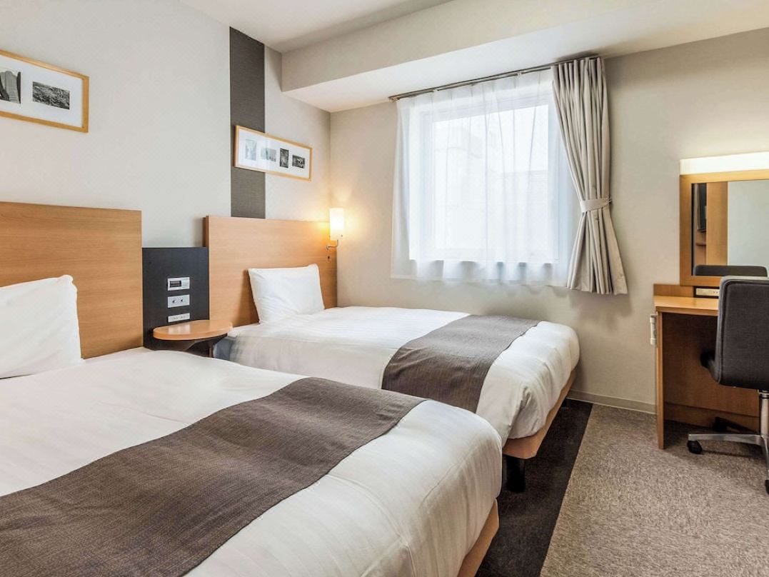 Asakusa Station Guide: How to Get to Sensoji Temple From Each Station ...