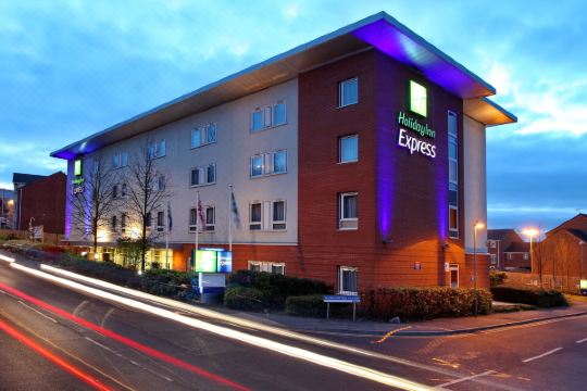 Holiday Inn Express 雷迪奇(Holiday Inn Express Birmingham - Redditch)预订价格 ...