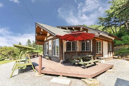 Gangneung Nuri Maru Pension - Gangneung-si