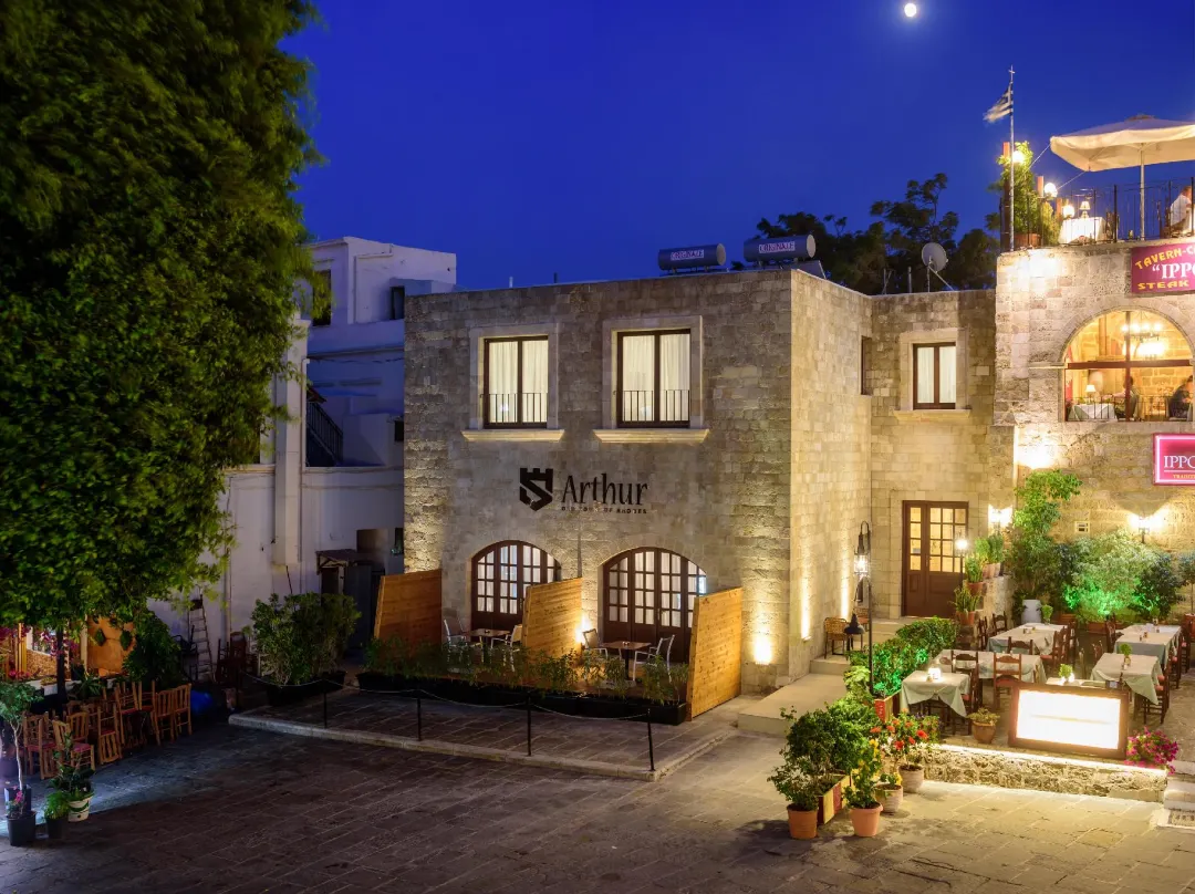 Arthur Suites - Rodas