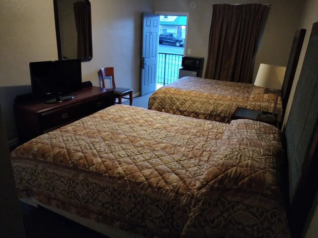 Budget Lodge By Oyo Portland West - Wilsonville, OR