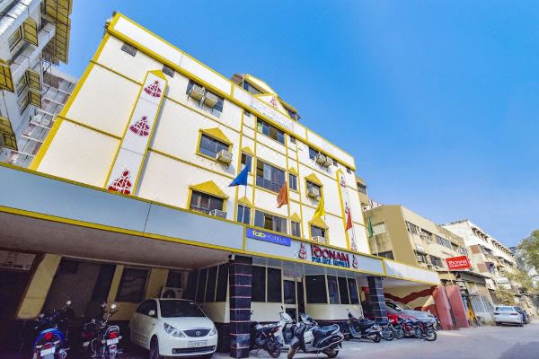 FabExpress Poonam Palace预订价格,联系电话位置地址【携程酒店】