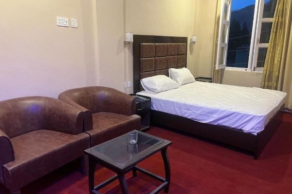 Bottleneck Hotel & Resturant预订价格,联系电话位置地址【携程酒店】