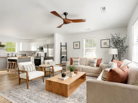 Spacious Living And Access To Resort Amenities - Stylish Coastal Retreat - Mount Pleasant, SC