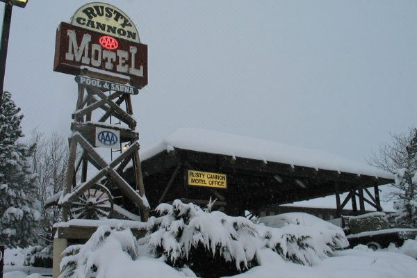 Rusty Cannon Motel预订价格,联系电话位置地址【携程酒店】