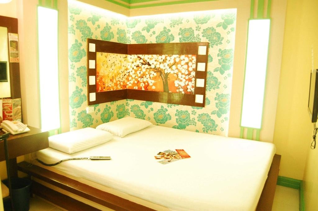 Sogo Hotel Regency Rooms