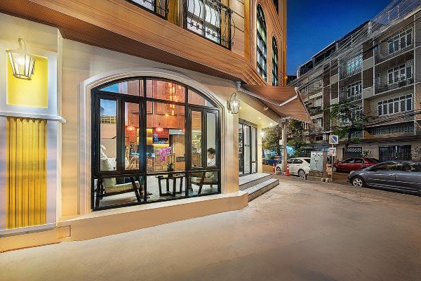 Phra Nakhon Poshtel预订价格,联系电话位置地址【携程酒店】