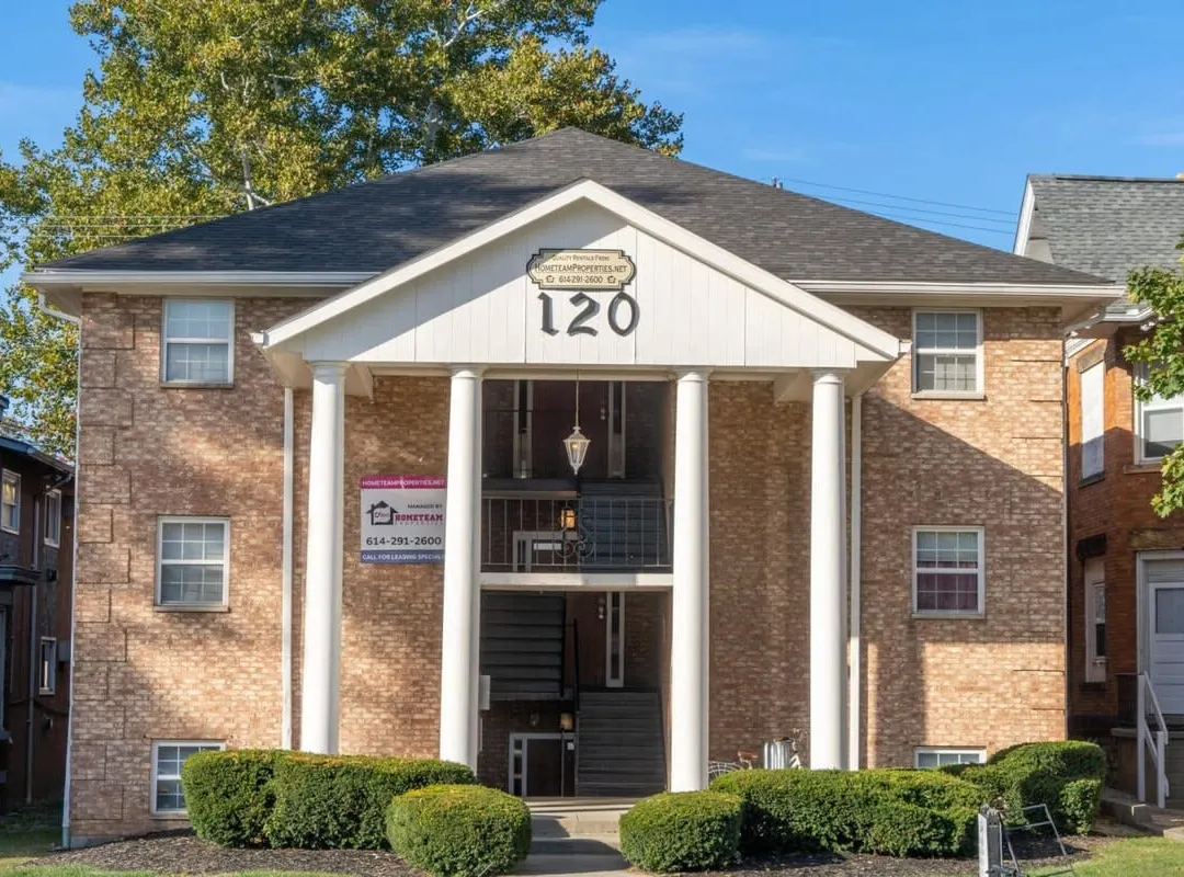 Centrally Located Oasis With Modern Amenities - Stylish And Comfortable - Ohio (State)