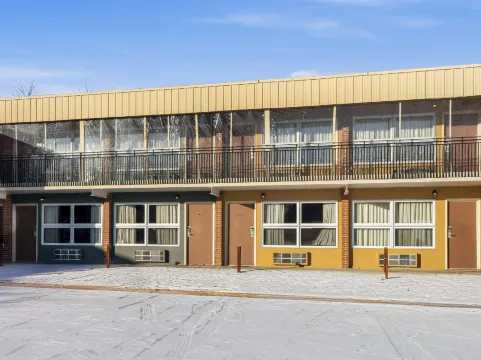 Devils Lake Inn By Oyo Near Devils Lake Regional Airport - Devils Lake, ND