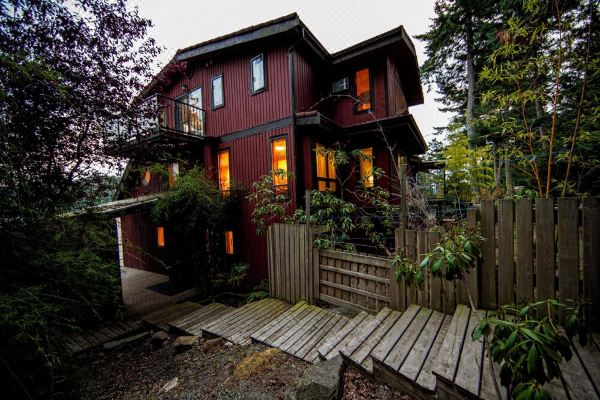 Beautiful, quiet place to stay with lovely beach access and stunning ...