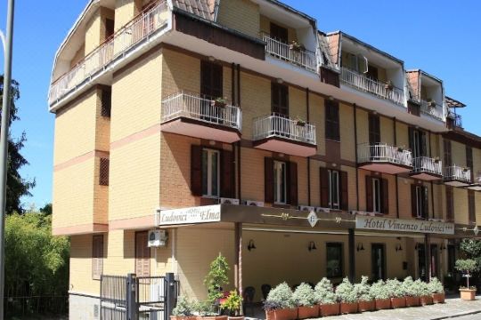 路多维奇酒店(Hotel Ludovici)预订价格,联系电话位置地址【携程酒店】