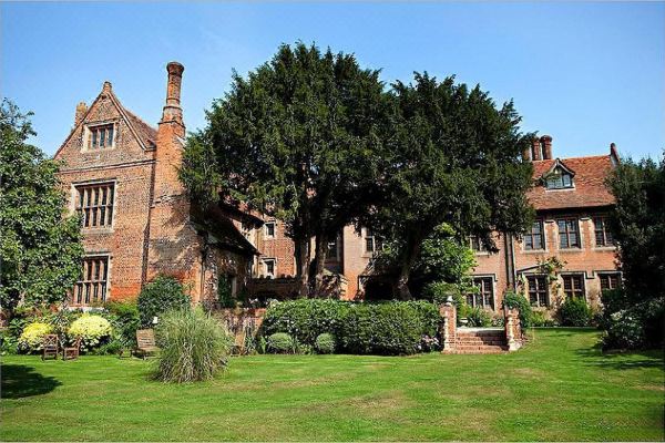 Breathtaking Elizabethan Manor House预订价格,联系电话位置地址【携程酒店】