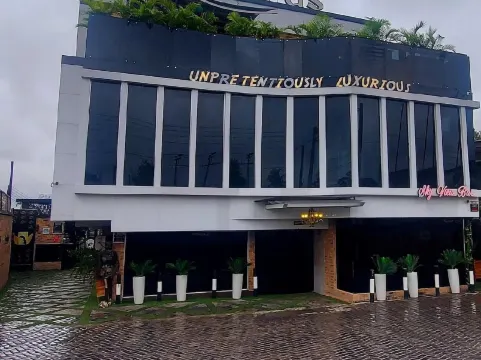 Olympus Hotel & Suites - Ibadan