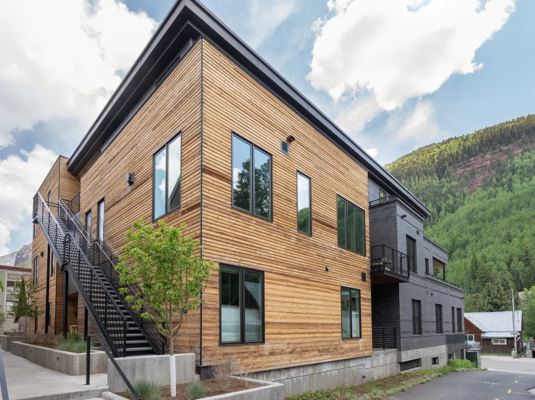 Elegant Mountain Retreat With Gourmet Kitchen And Stylish Décor - Exquisite Sanctuary - Telluride, CO