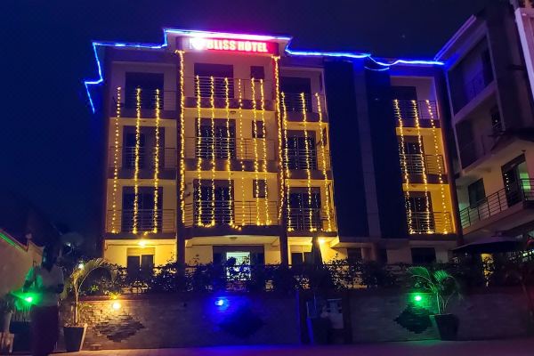 南山快乐酒店(Bliss Hotel Nansana)预订价格,联系电话位置地址【携程酒店】