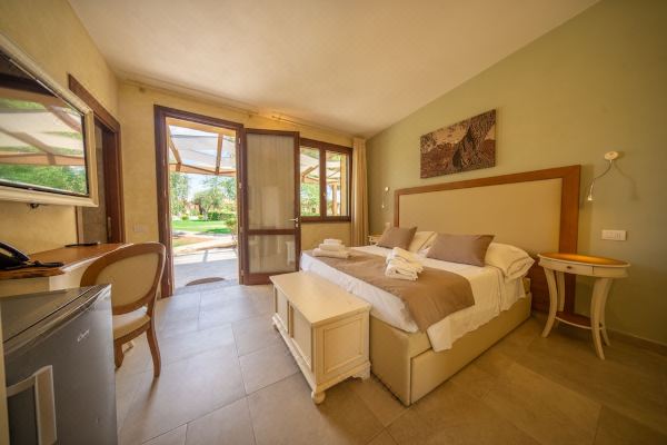 卡帕尔比奥度假村(Resort Capalbio)预订价格,联系电话位置地址【携程酒店】