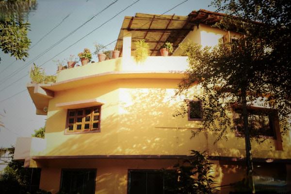 Gurudev Chaya Guest House预订价格,联系电话位置地址【携程酒店】