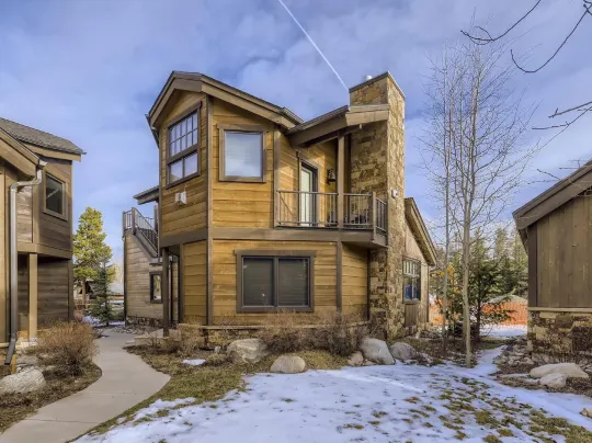 Mountain Views And Cozy Living Space - Charming Family Retreat - Frisco, CO