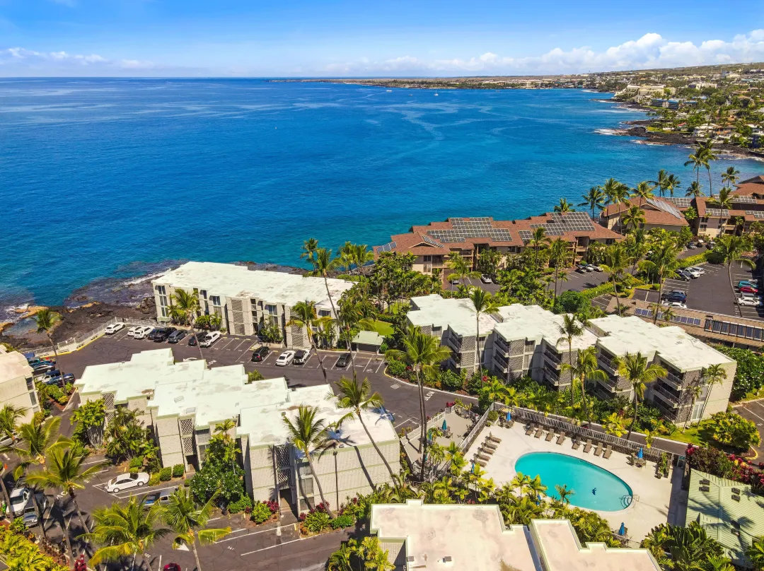 Ocean-view Pool And Cozy Living Space - Inviting Tropical Retreat - Kailua, HI