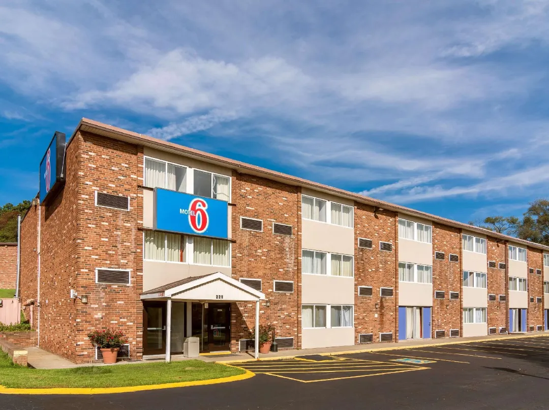 Motel 6 New Stanton, Pa - Pennsylvania