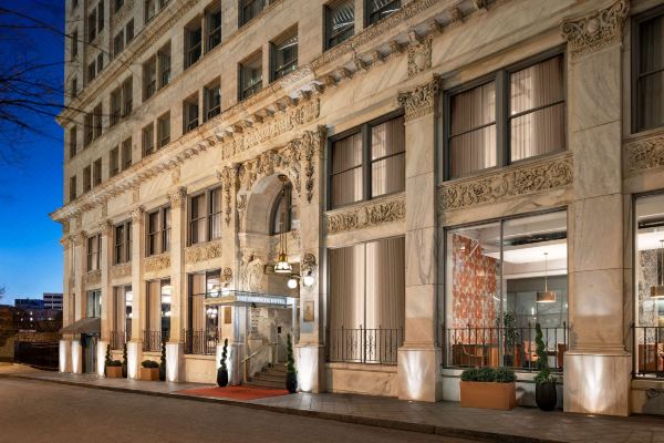The Candler Hotel Atlanta, Curio Collection by Hilton预订价格,联系电话位置地址【携程酒店】