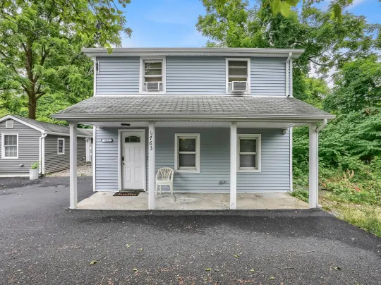 Easy Access To Nature Trails And Attractions - Spacious Modern Retreat - Peekskill, NY