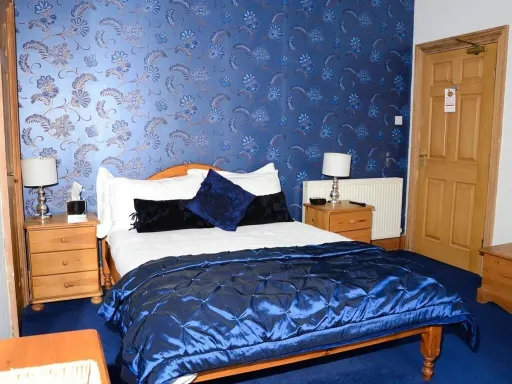 Pinewood House - Whitby, UK