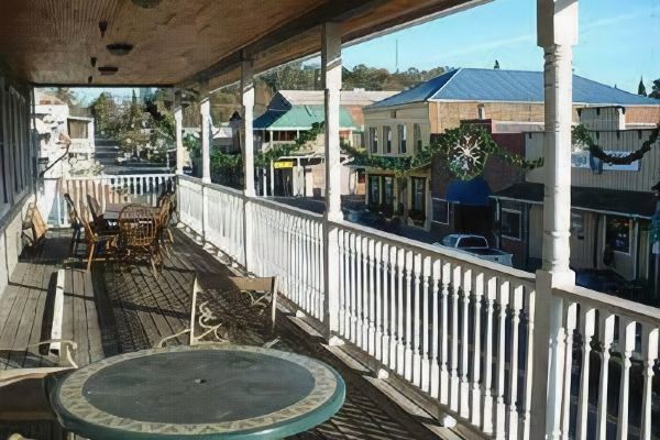 Ione Hotel预订价格,联系电话位置地址【携程酒店】